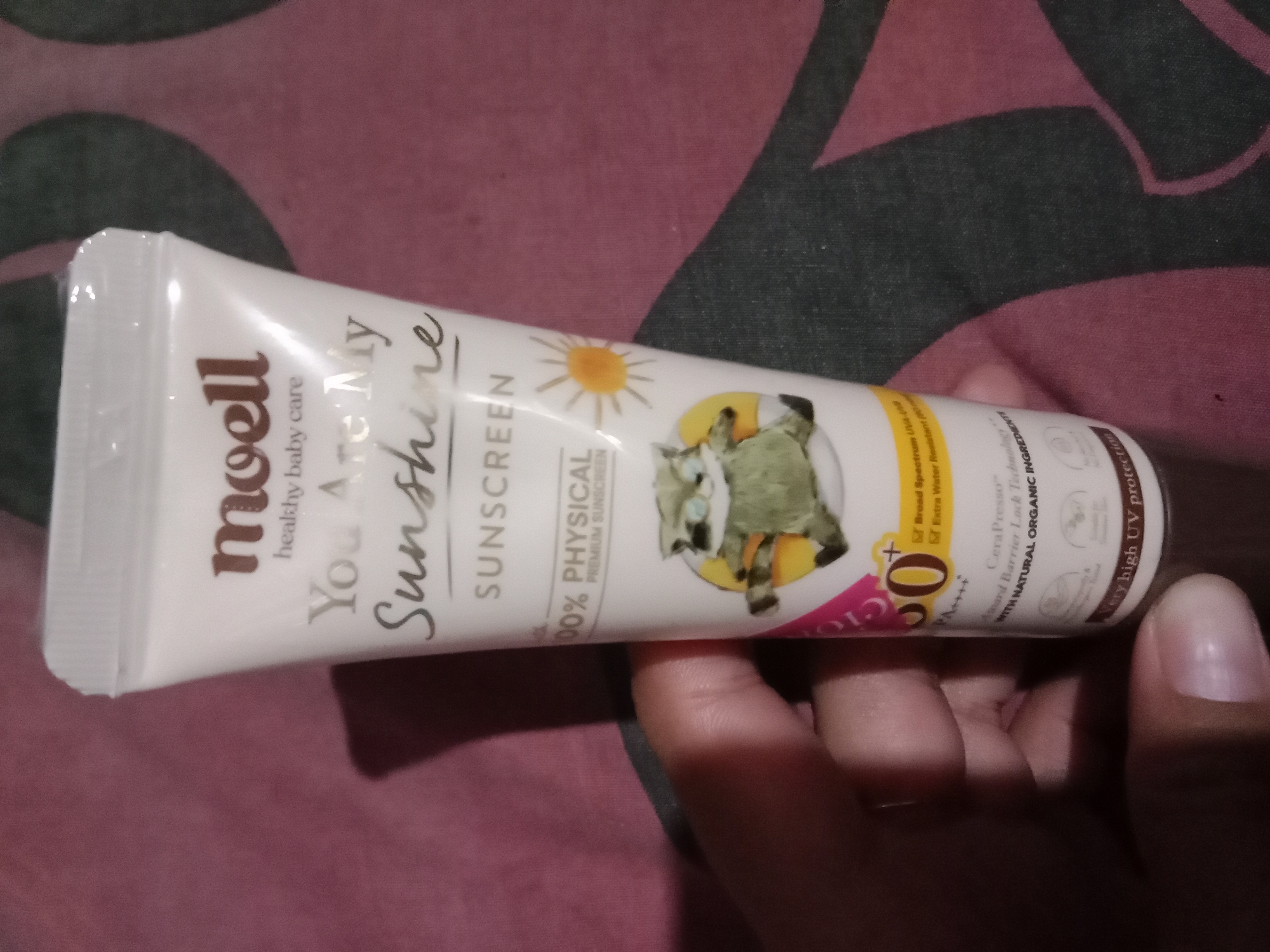 Moell You Are My Sunshine Sunscreen - Review SOCO by Sociolla