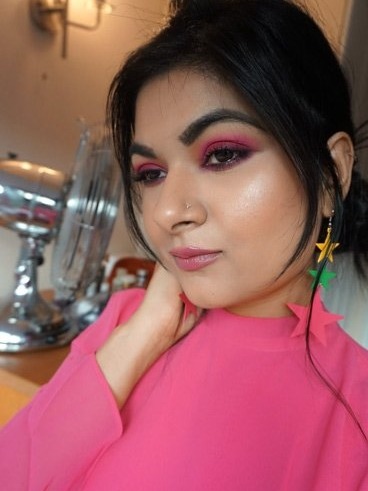 Color of The Year, Ini Tips Hasilkan Magenta Makeup Look agar Tidak ...