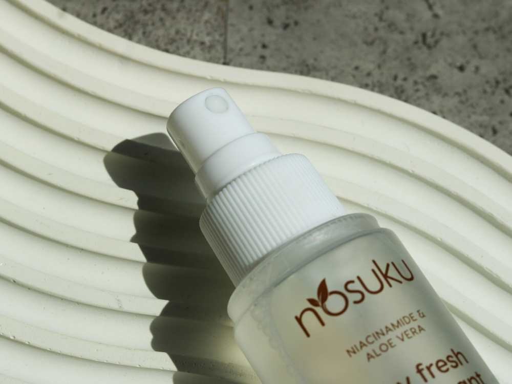 Review: Nosuku Stay Fresh Deodorant Spray, Mampu Cegah Bau Ketiak Tanpa ...