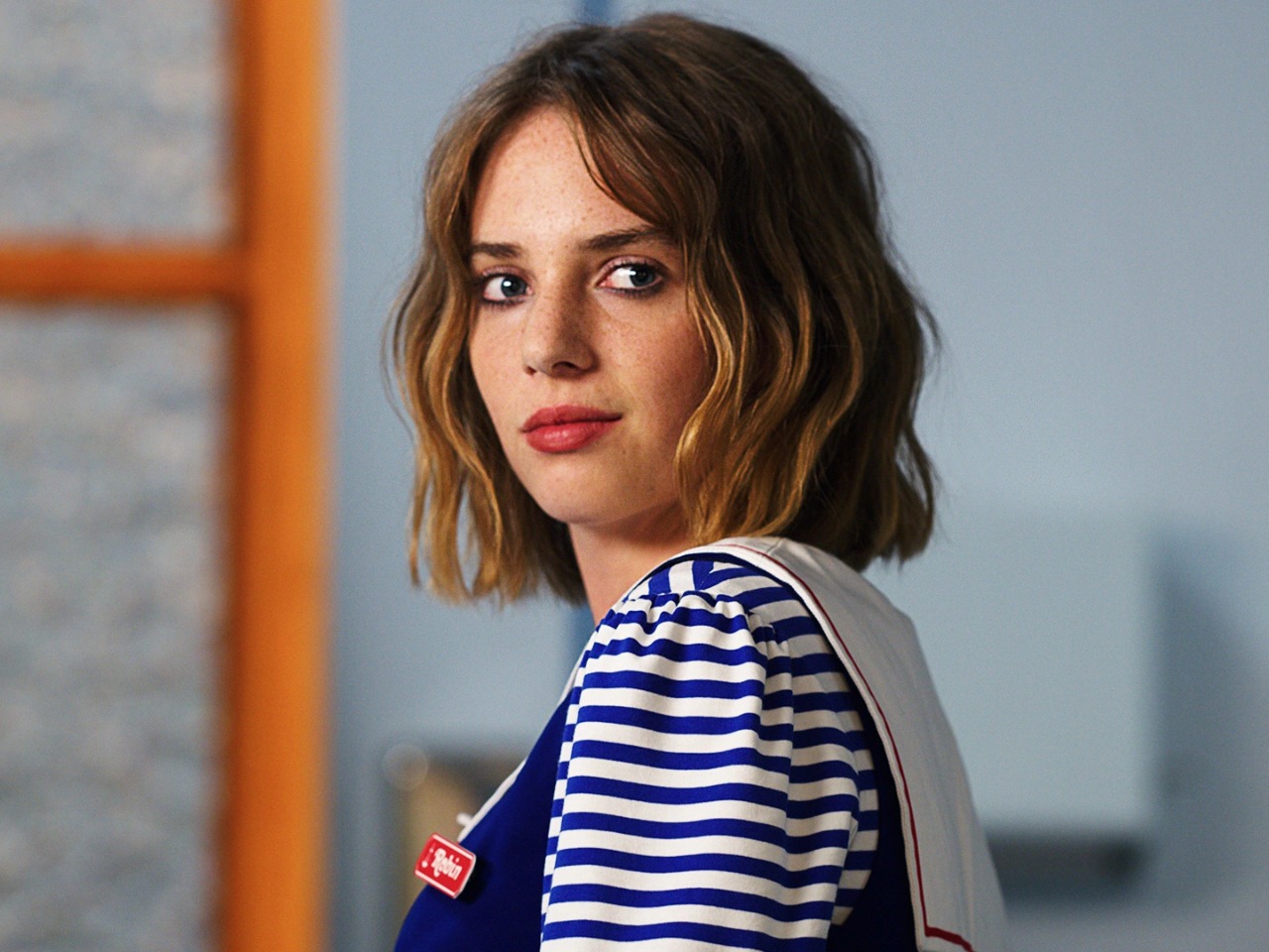 Paras Cantik Maya Hawke, Pemeran Robin di 'Stanger Things' yang Curi ...