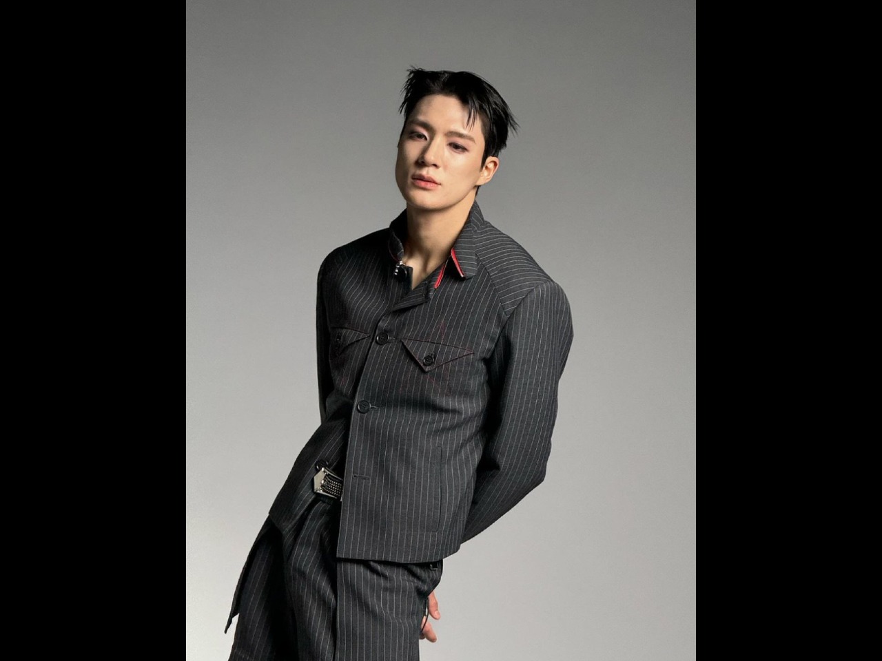 Selalu Curi Perhatian, Intip 10 Gaya OOTD Jeno NCT yang Effortless ...