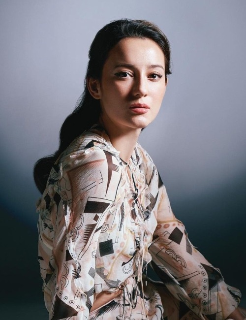 Jelang Kelahiran Anak Pertama, Intip Pesona Kecantikan Julie Estelle ...