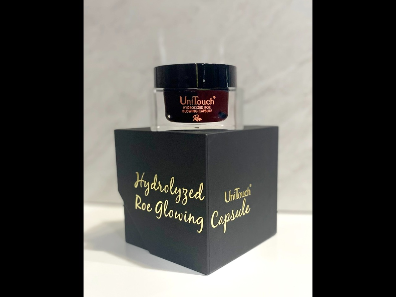 Review: UniTouch Hydrolyzed Roe Glowing Capsule, Skincare dengan ...