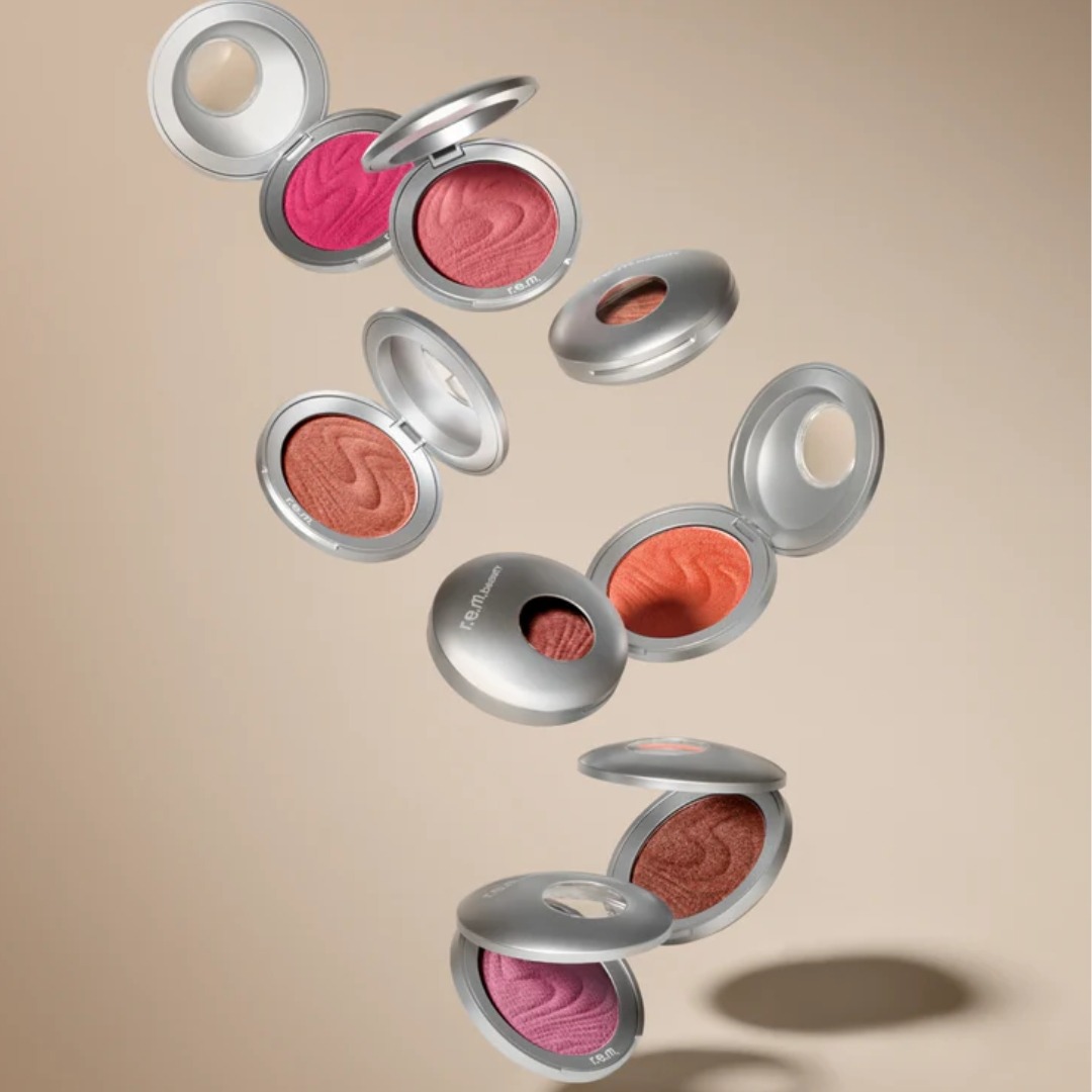 Hadir dengan Warna & Formula Menarik, ini 5 Blush On Terbaru yang Layak ...