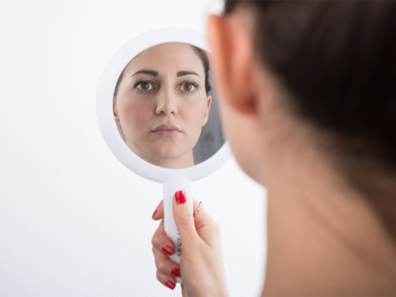 Penyebab Wajah Bengkak Saat Bangun Tidur dan Cara Mengatasinya, Enggak ...