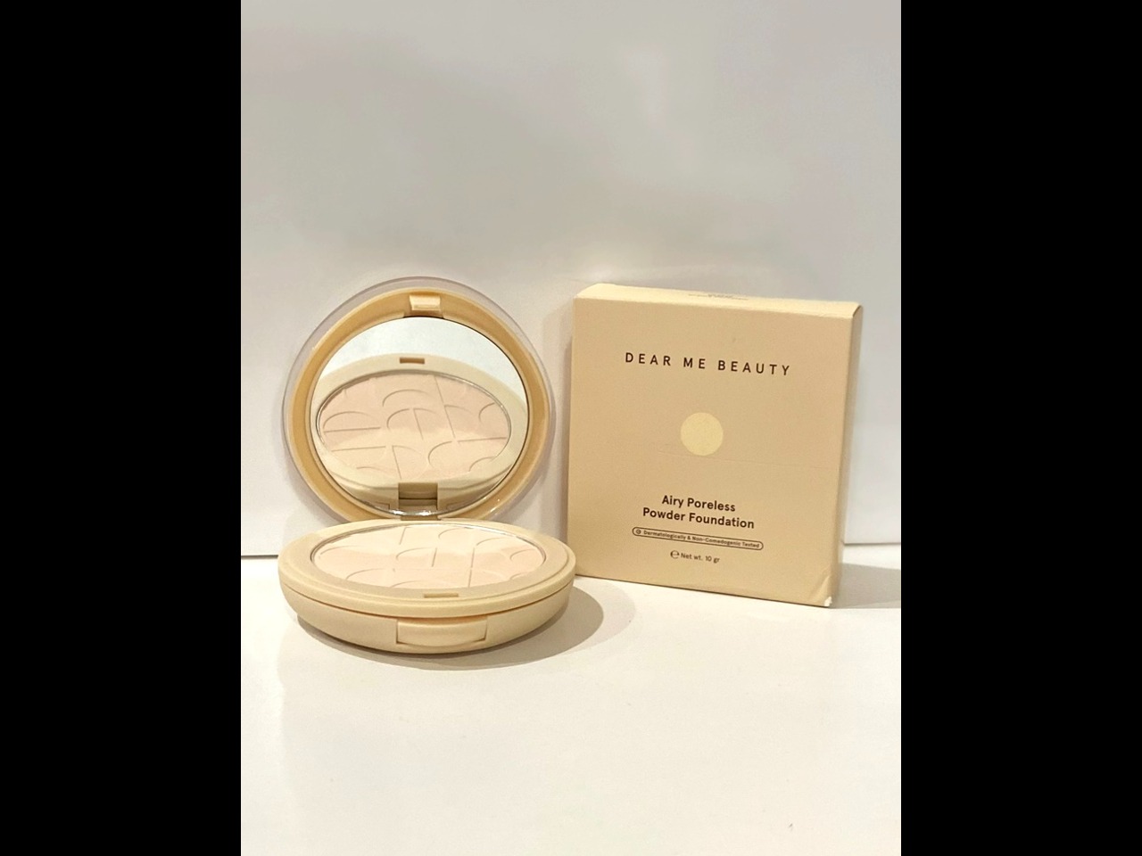 Review: Dear Me Beauty Airy Poreless Powder Foundation, Bisakah Bantu ...