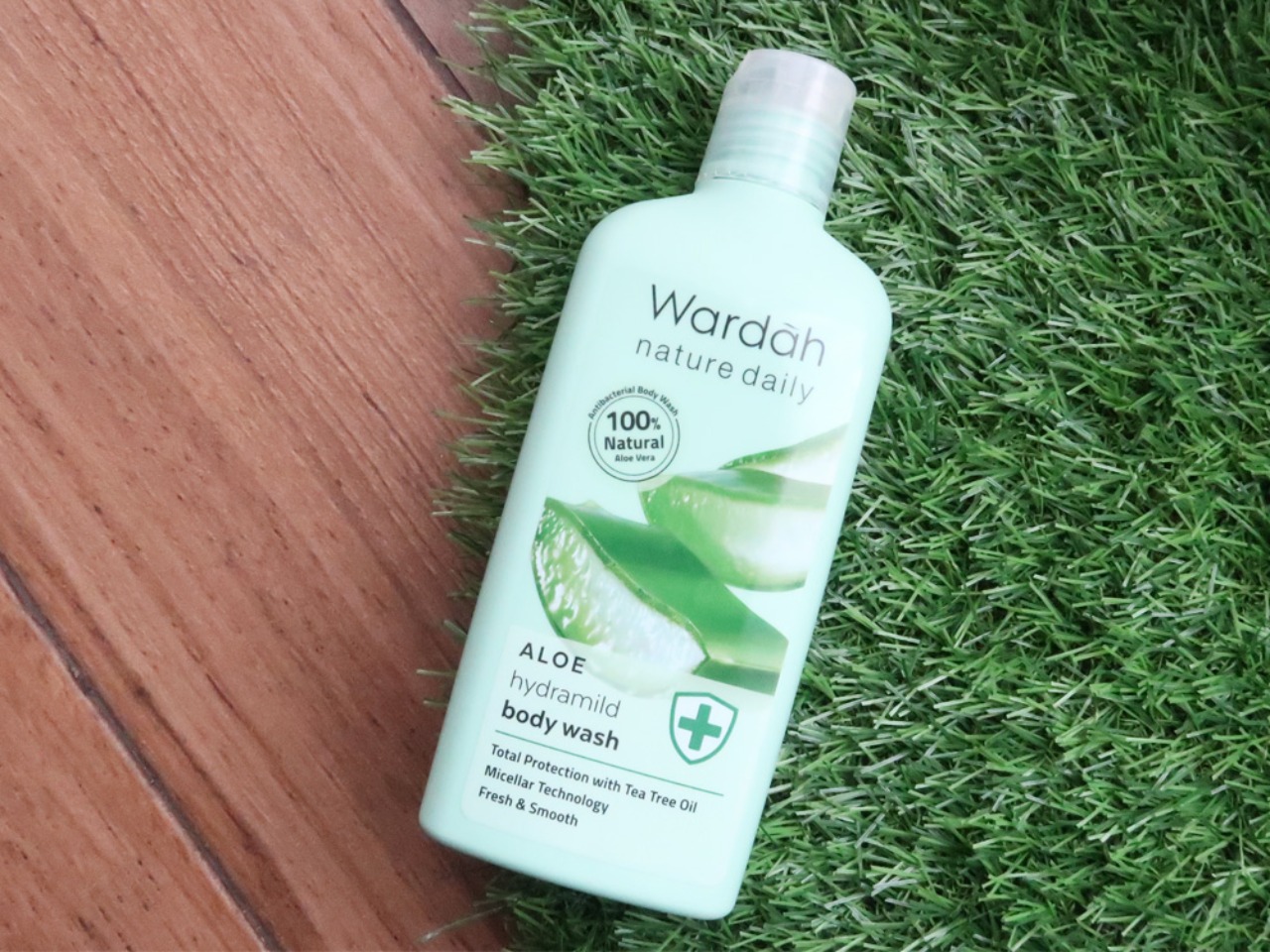Review: Wardah Nature Daily Aloe Hydramild Body Wash, Kulit Bersih ...
