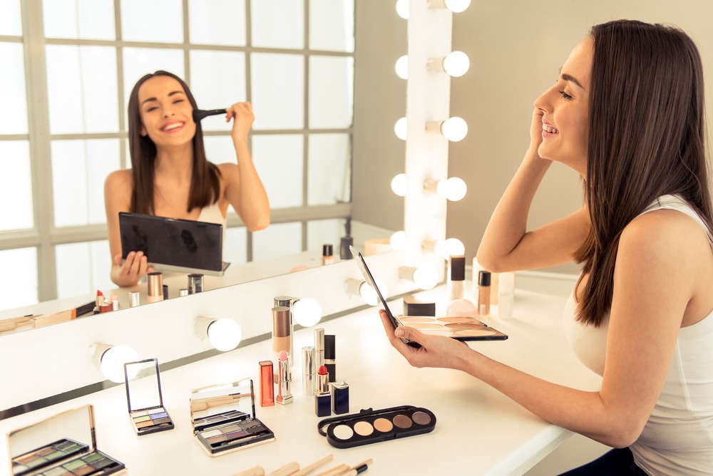 Ingin Makeup Sendiri di Hari Pernikahan? Ini 7 Hal yang Harus Kamu ...