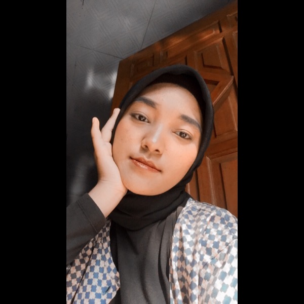 5 Hal yang Perlu Anda Hindari Ketika Sedang Berjerawat - Beauty Journal