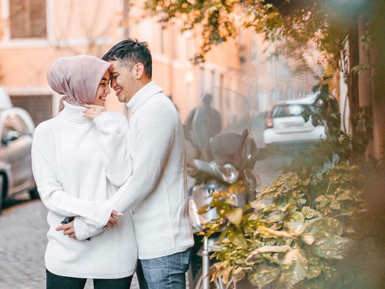 Berawal dari Cinta Lokasi, Ini 5 Pasangan Seleb yang Kisahnya Jadi ...
