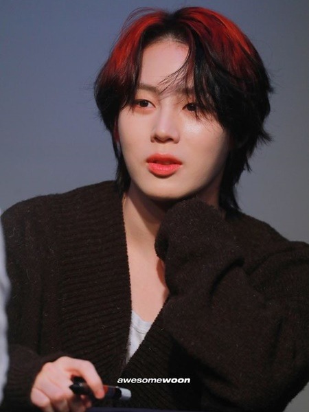 Ada Jin BTS hingga Ong Seong-wu, ini 18 Idol & Aktor Korea yang akan ...