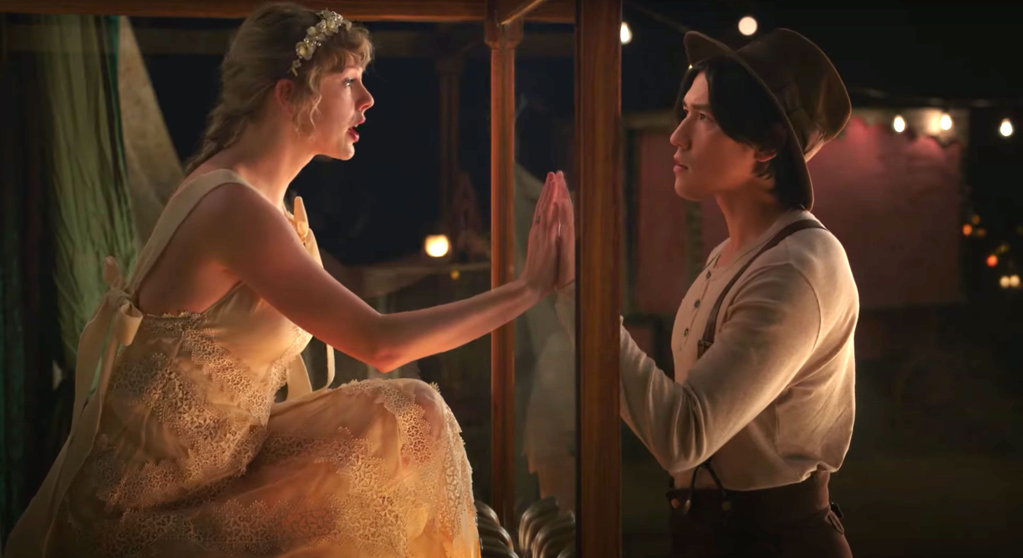 Adakah Makna Tersembunyi Rambut French Braid Taylor Swift di Album ...
