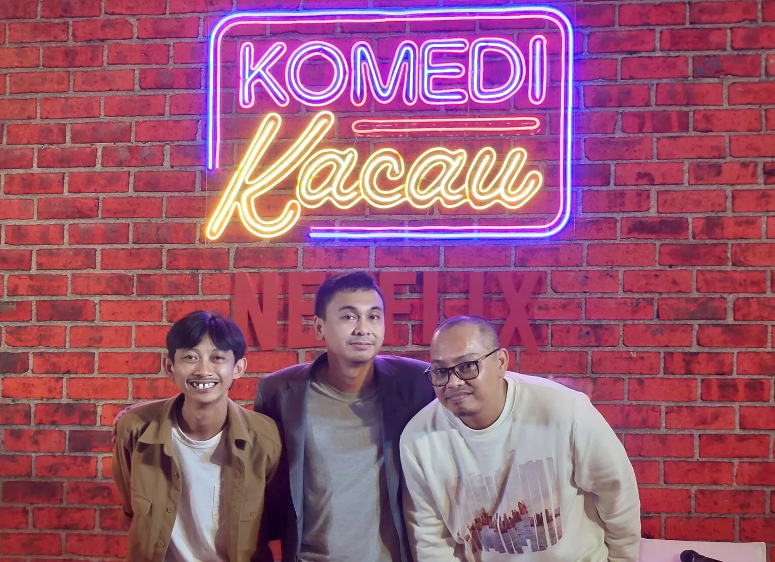 Review Series: Komedi Kacau, Karya Raditya Dika yang Sudah Dinantikan dan Masuk Trending ...