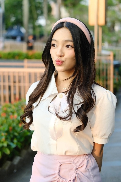 10 Inspirasi Korean Makeup Look ala Eca Aura yang Menarik Ditiru ...