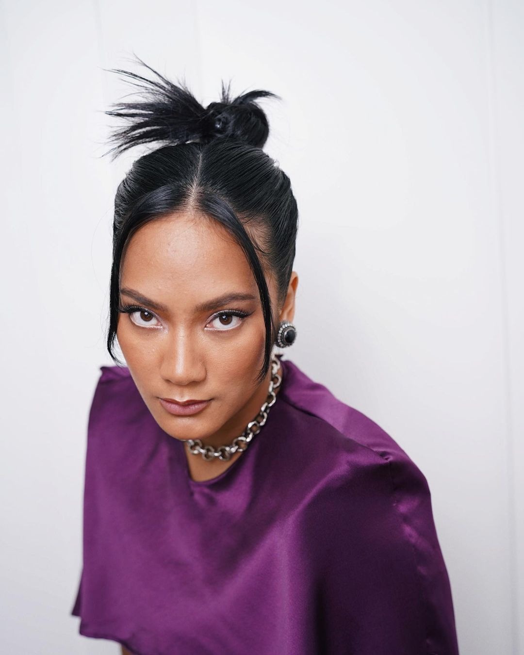 Cocok Diterapkan Pemilik Kulit Sawo Matang, Ini 5 Gaya Makeup Tara ...