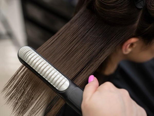 Bahan Pelurus Rambut untuk Treatment Keratin & Smoothing akan Dilarang ...