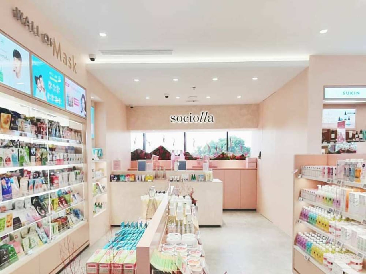 Siap-Siap Belanja Cantik, Sociolla Store Resmi Hadir di Makassar ...