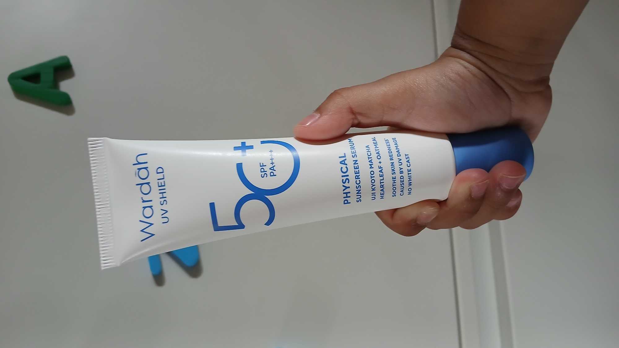 Wardah UV Shield Physical Sunscreen Serum SPF 50+ PA++++ - Review SOCO ...