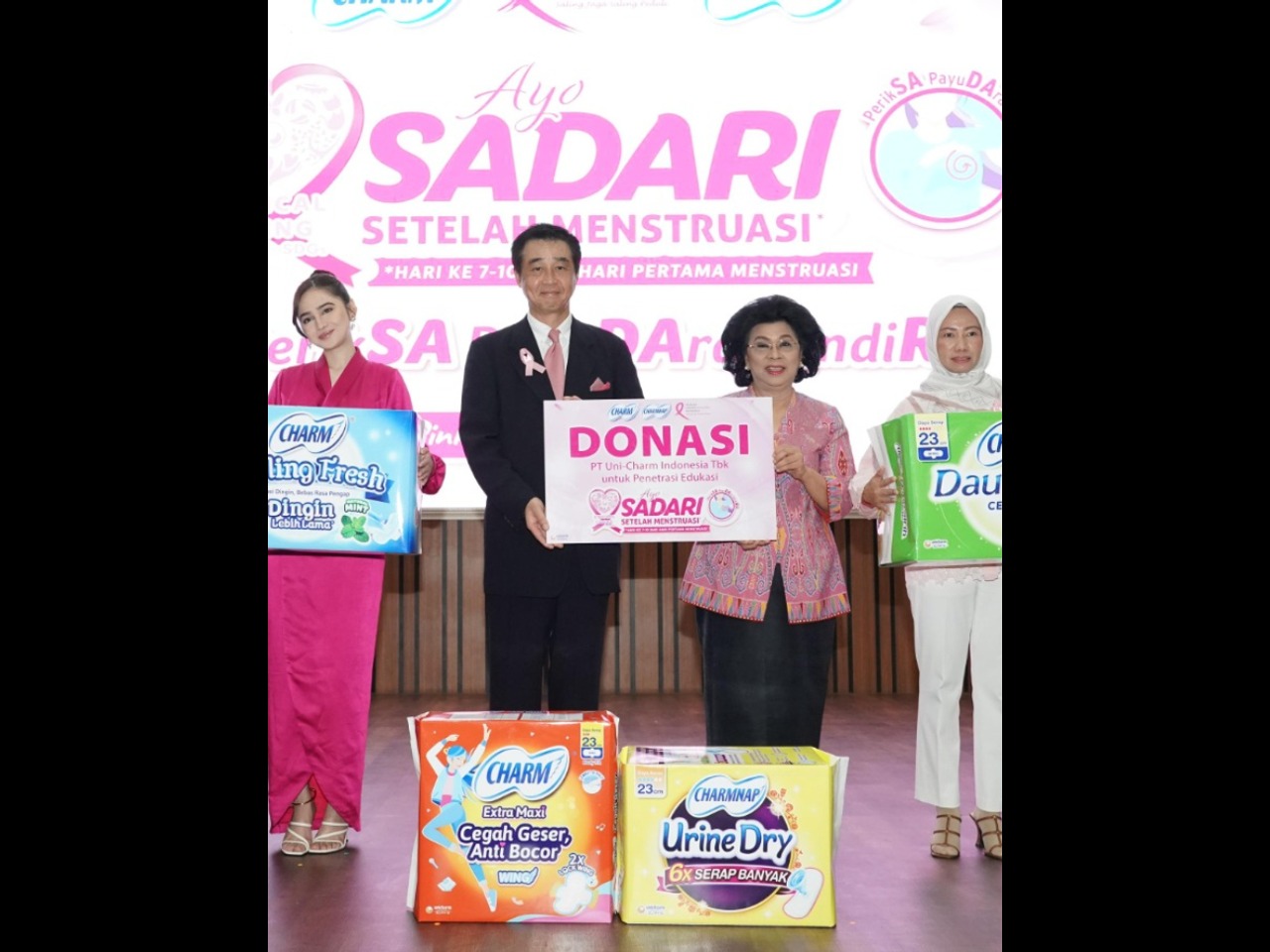 Bersama YKPI, Charm & CharmNap Gelar Edukasi SADARI Kepada 400 Siswi di ...