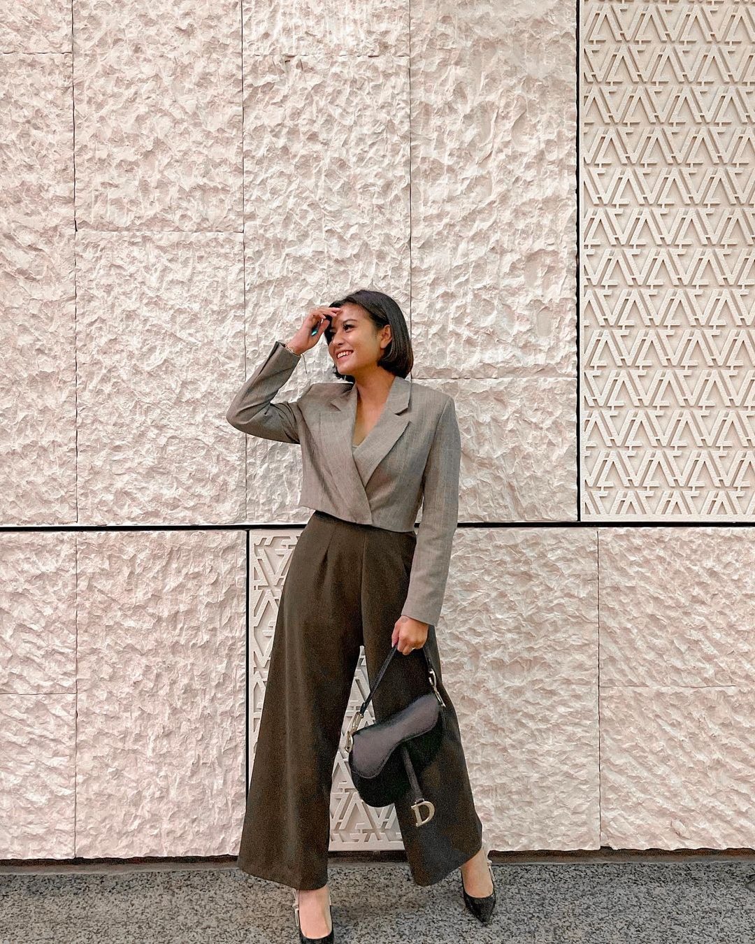 Inspirasi Padu Padan Crop Top yang Makin Digemari Selebgram, Cocok ...