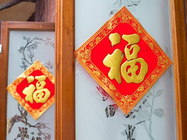 Makna & Harapan di Balik Berbagai Hiasan yang Selalu Ada Saat Perayaan ...