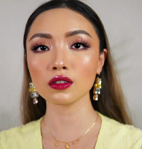 Memiliki Wajah Oriental yang Khas, Ini Deretan Makeup Look Ala Beauty ...