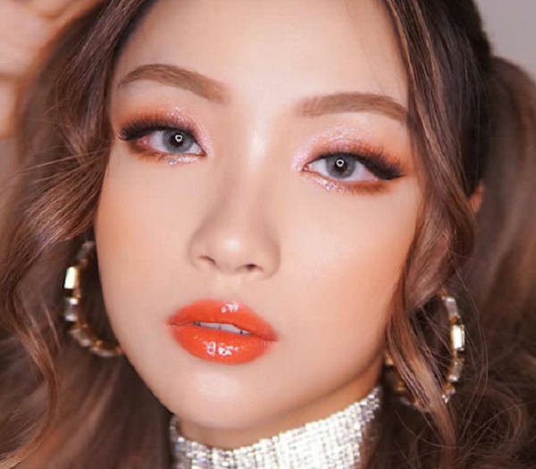 Memiliki Wajah Oriental yang Khas, Ini Deretan Makeup Look Ala Beauty ...