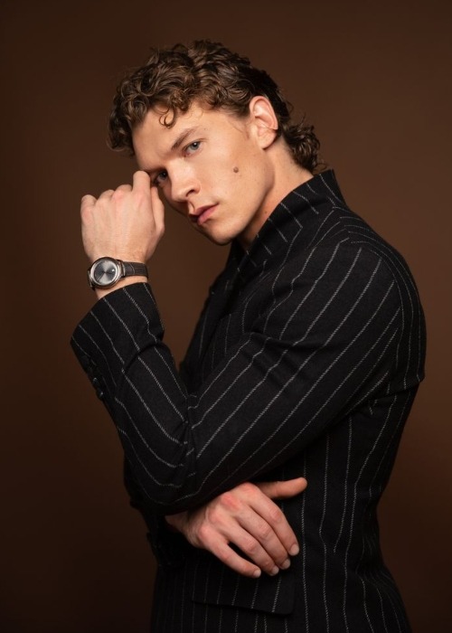 9 Fakta Connor Storrie, Lawan Main Hudson William dalam Series 'Heated ...