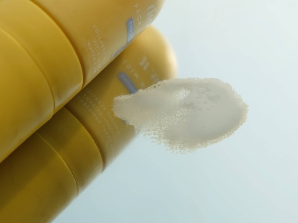 Review: Dew It Face Sun Mist Brightening, Fine Line Protection ...