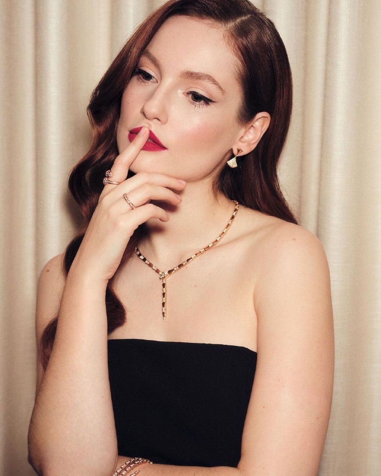 Clean hingga Glam, Ini Inspirasi Makeup Hannah Dodd yang Menarik Ditiru ...