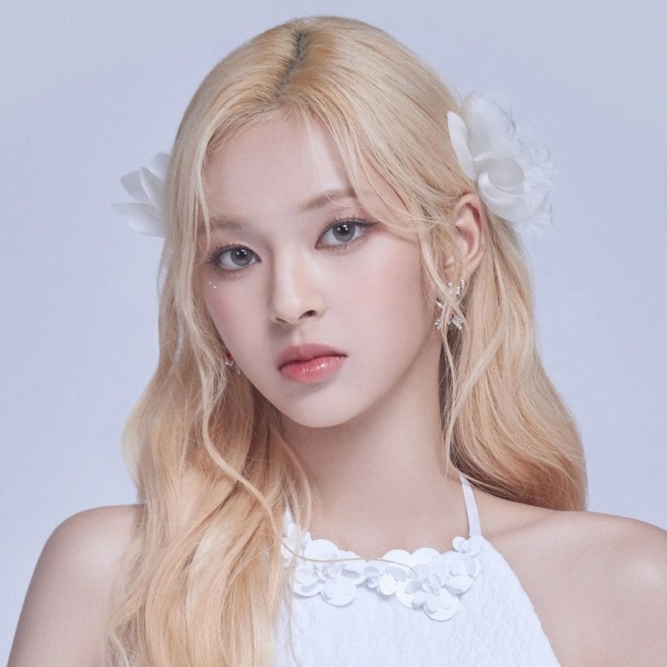 Rilis Hari Ini! Yuk, Bedah Makeup Personel BABYMONSTER dalam MV 'Stuck In The Middle'! - Beauty ...