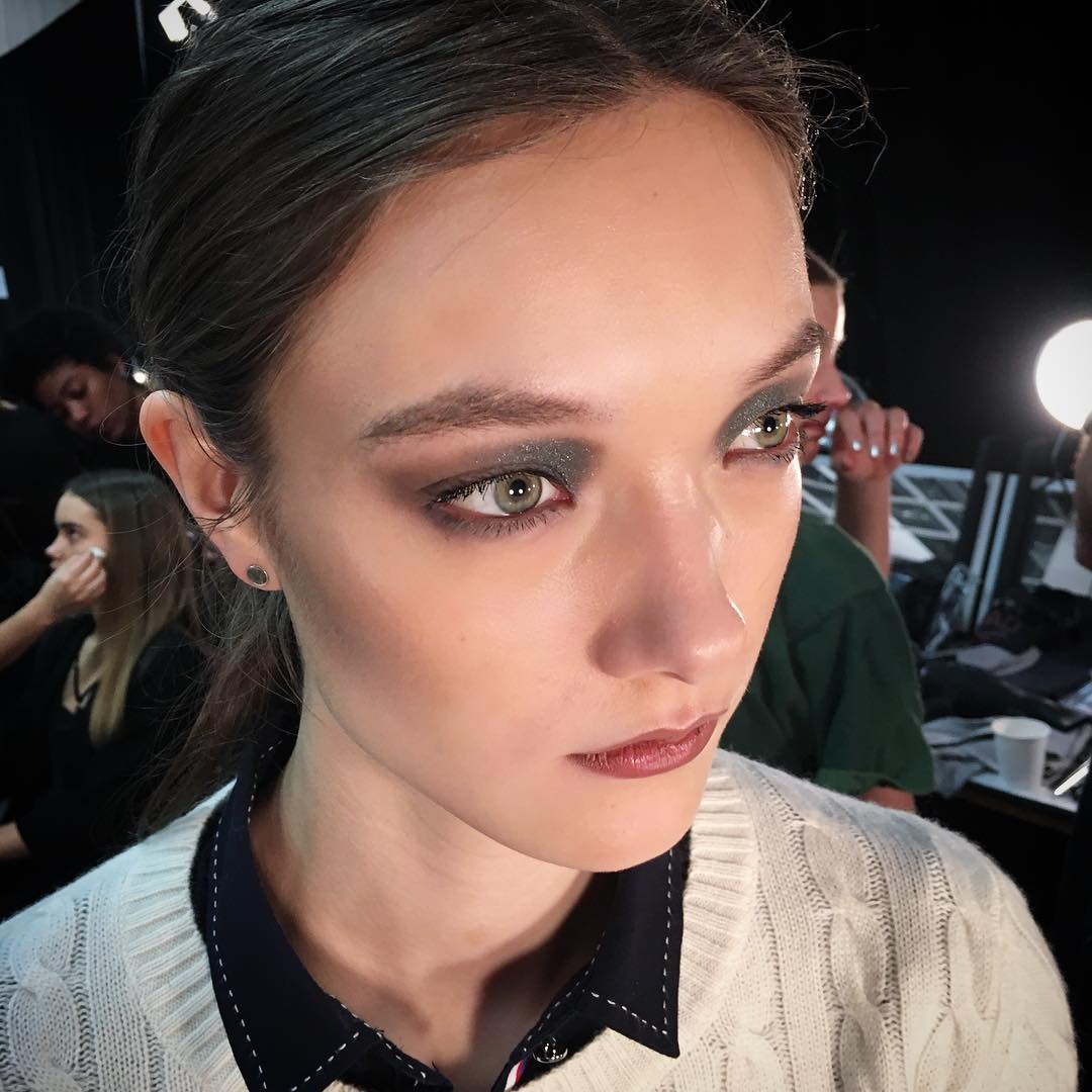 Perhatikan! Ini 5 Tips Makeup Mata Bagi Pemilik Bentuk Almond Eyes ...