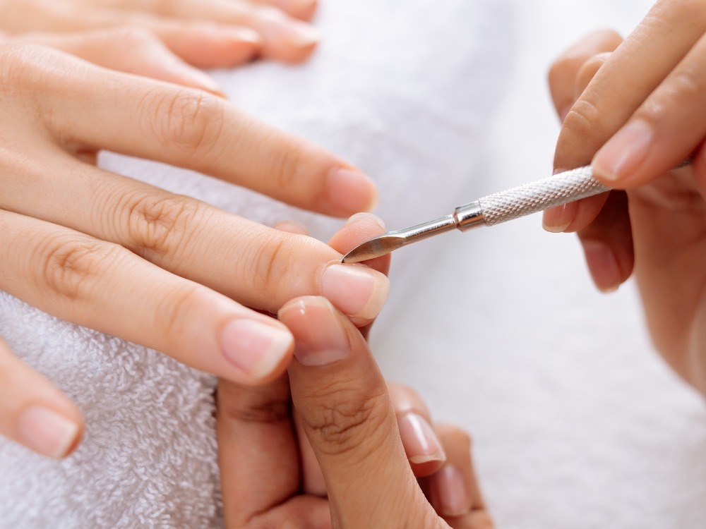 Tren No-Manicure Manicure Nails yang Sleek, Cocok untuk Kamu yang Suka ...