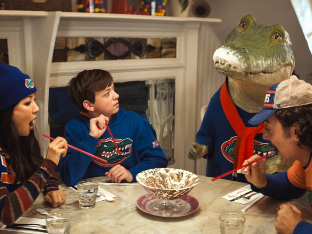 Review Film: Lyle, Lyle, Crocodile, Shawn Mendes Jadi Buaya Jago Nyanyi ...