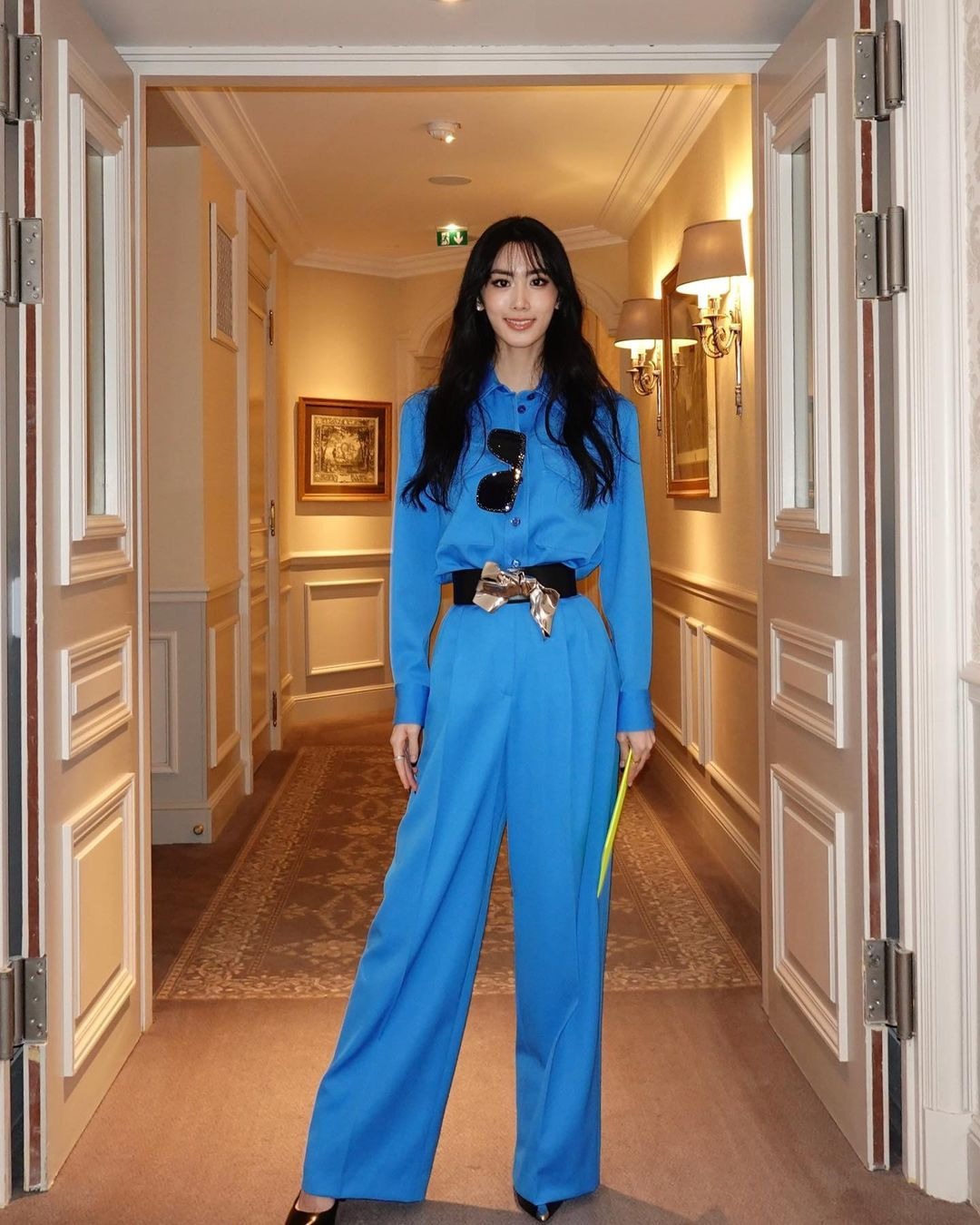 Super Fashionable! Ini OOTD Aren Yoo yang Curi Perhatian di Reality ...