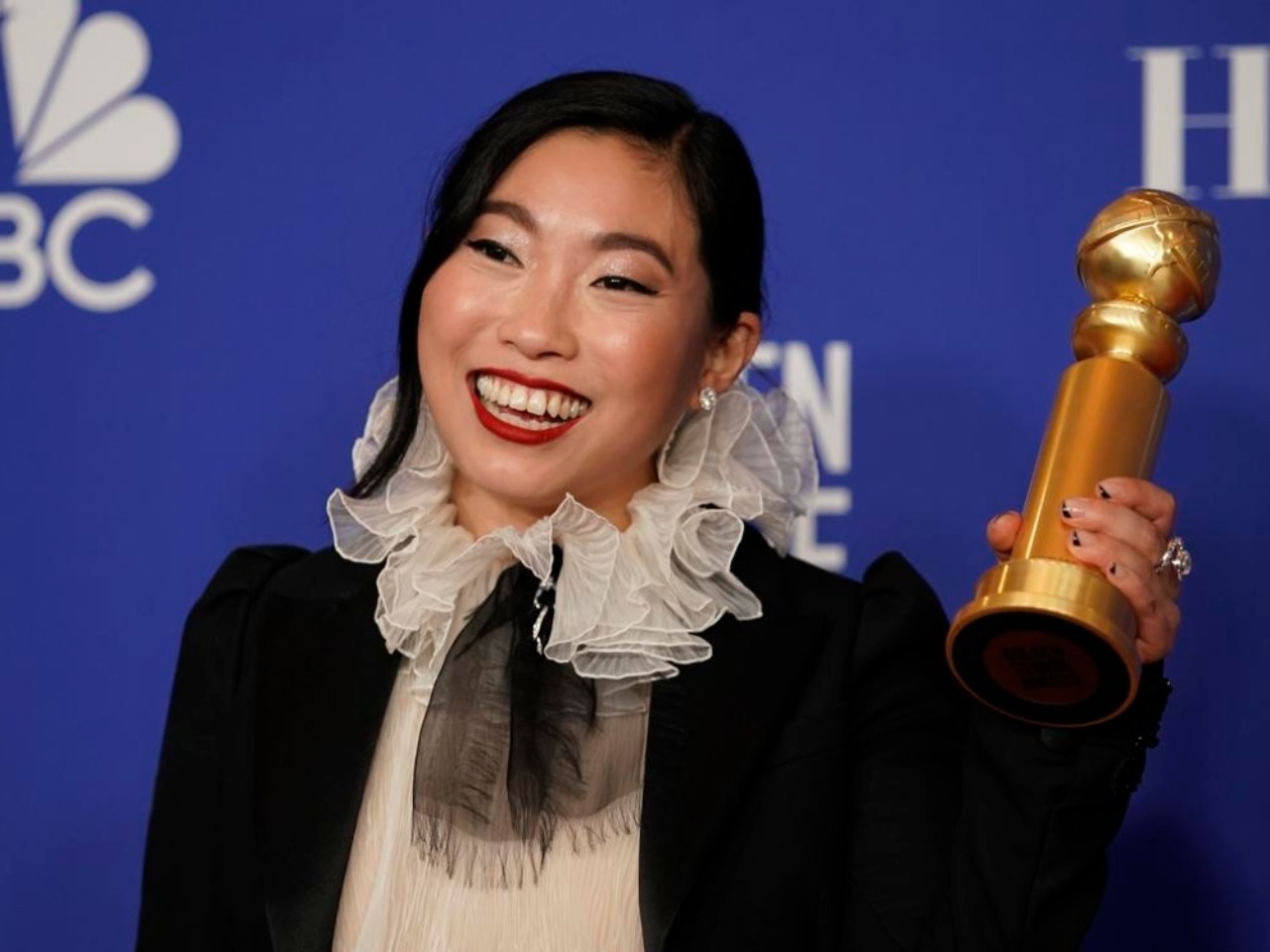 Deretan Film Terbaik Awkwafina, Aktris Asia Pertama yang Meraih ...