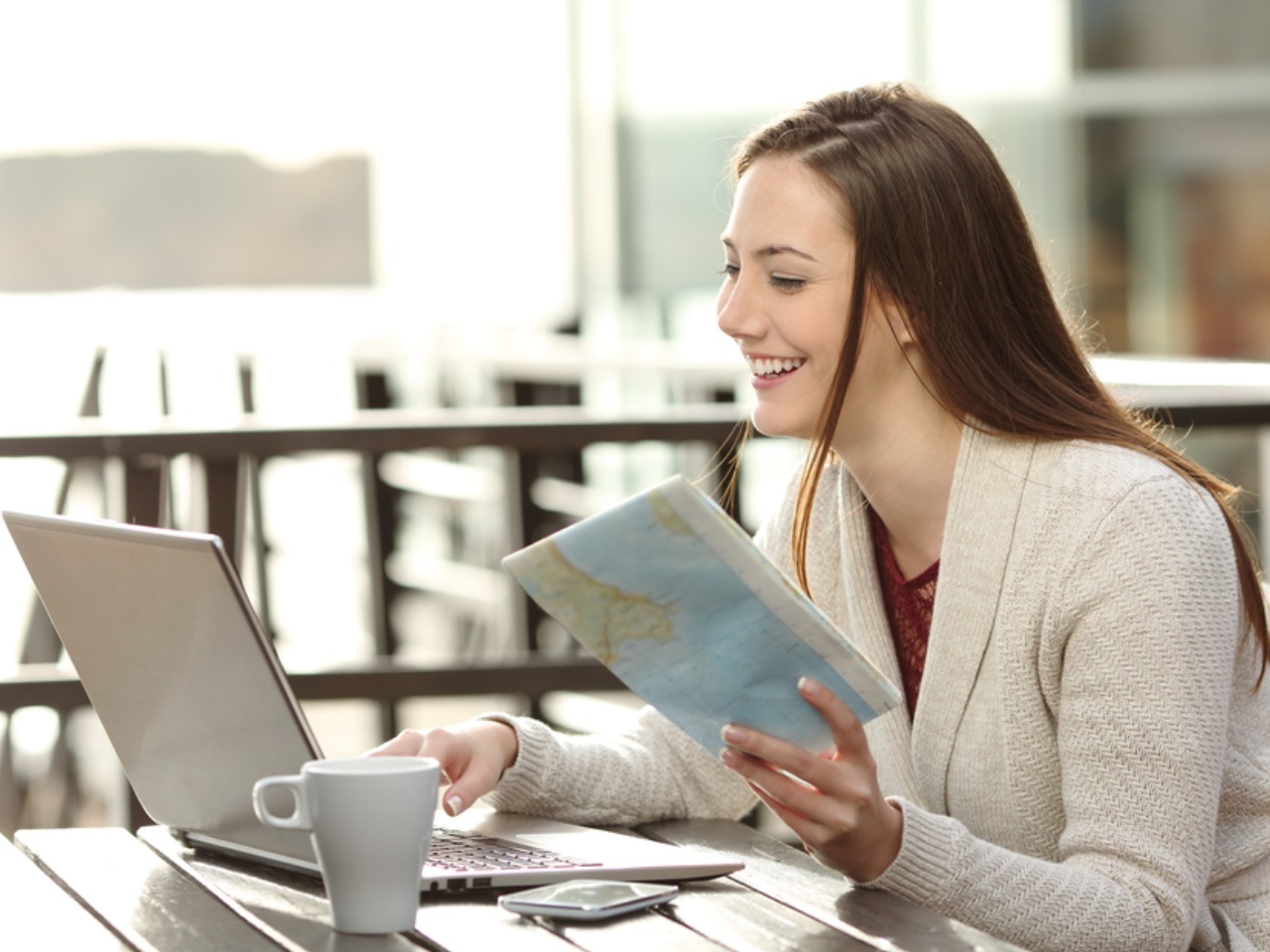 Belum Bisa Traveling Lagi? Ini Ide Kegiatan yang Bisa Dilakukan Para ...