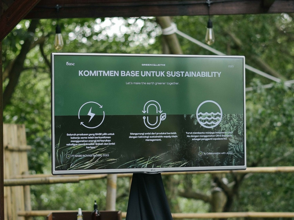 BASE Green Collective, Kolaborasi BASE x JEJAKIN Tanam Ratusan Pohon untuk Kurangi Emisi Karbon ...