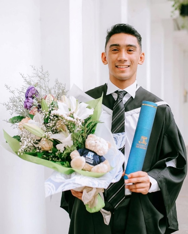 Mengenal Daffa Wardhana, Aktor yang Dirumorkan Berkencan dengan Ariel ...