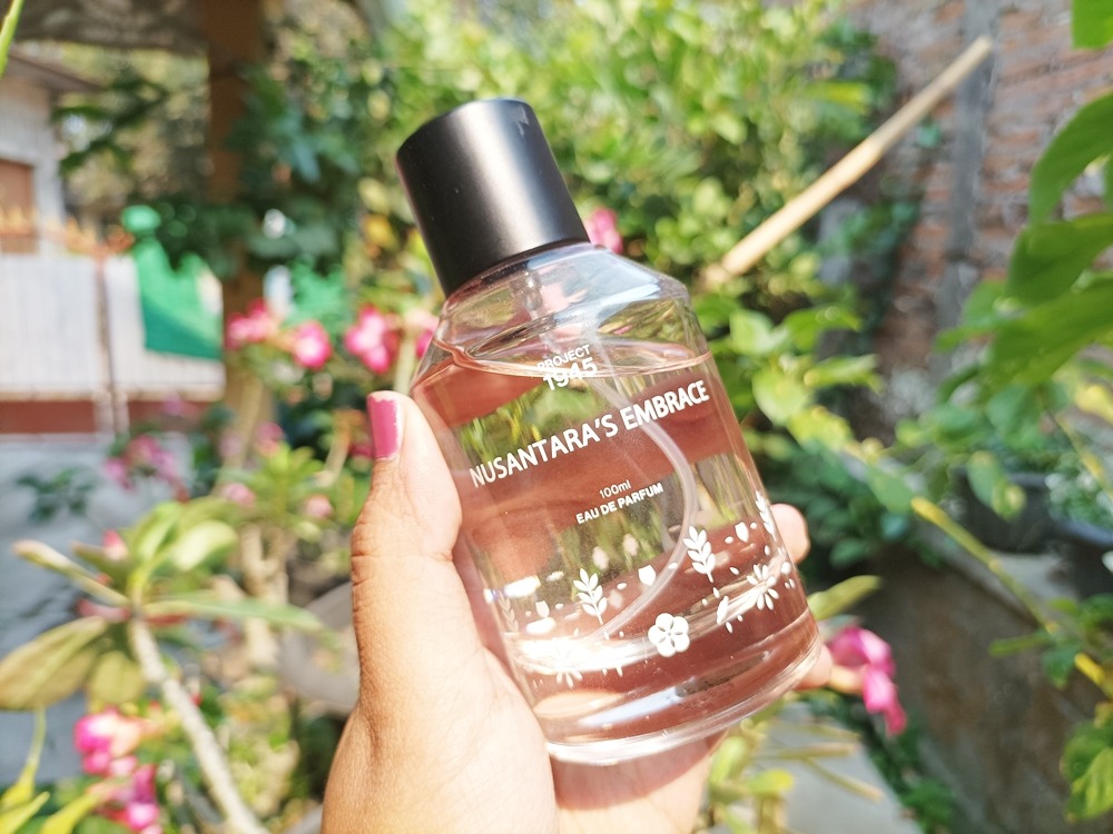 Review: Project 1945 Nusantara's Embrace, Parfum Lokal yang Punya Aroma ...