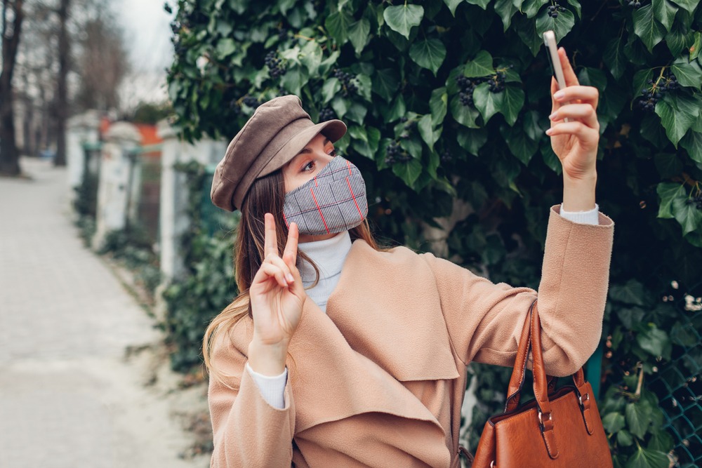 Tampil Percaya Diri dengan Masker Kain Fashionable dari Derma Angel x ...