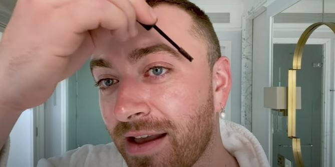 Bocorkan Rahasiannya untuk Dapatkan Kulit Glowing, Ini Rutinitas Skin ...