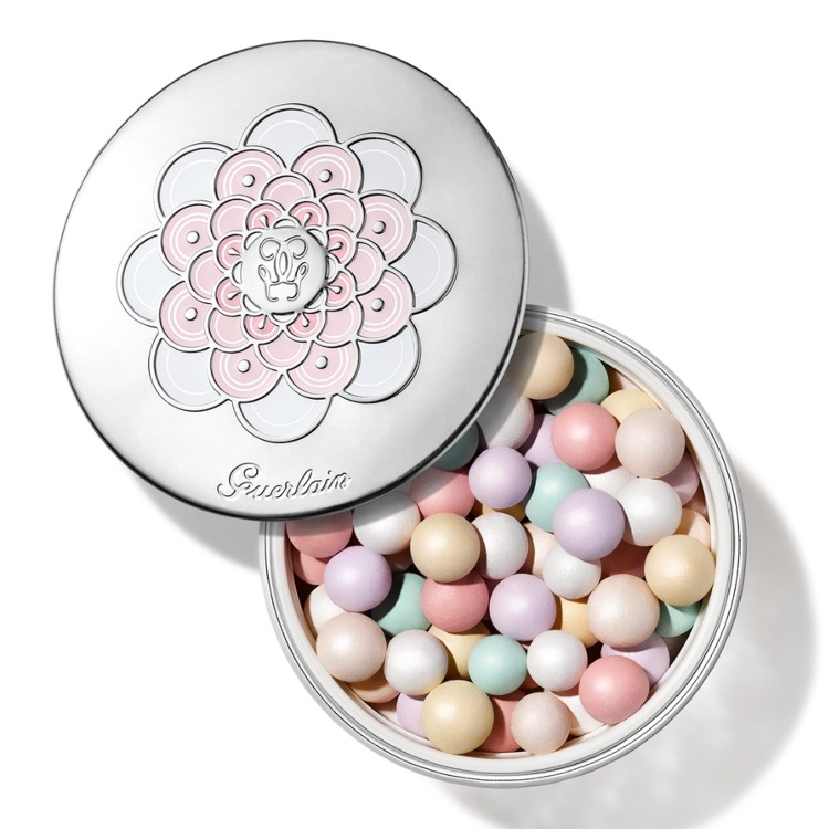 Beri Hasil Flawless, Ini Rekomendasi Produk Multicolor Face Powder yang ...