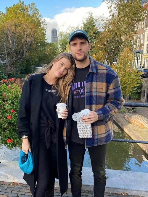 Style Look Maarten Paes, Kiper Timnas Indonesia yang Tengah Curi ...