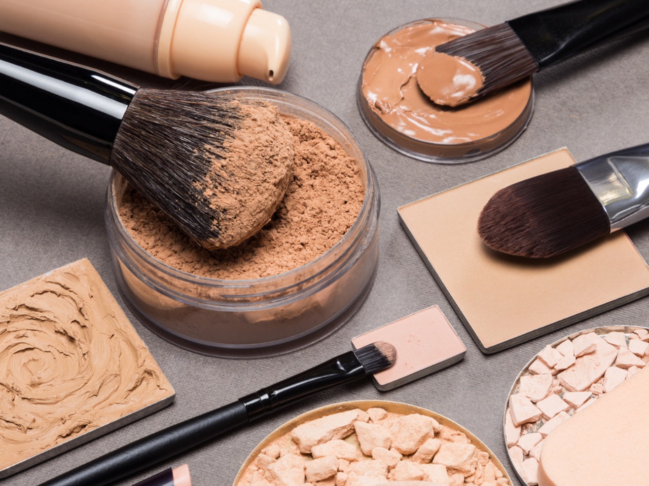 Jenis-Jenis Foundation yang Perlu Diketahui Para Pemula - Beauty Journal