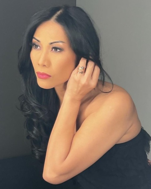 Anggun C Sasmi: Rahasia Rambut Indah hingga Pendapatnya Soal Menjadi ...