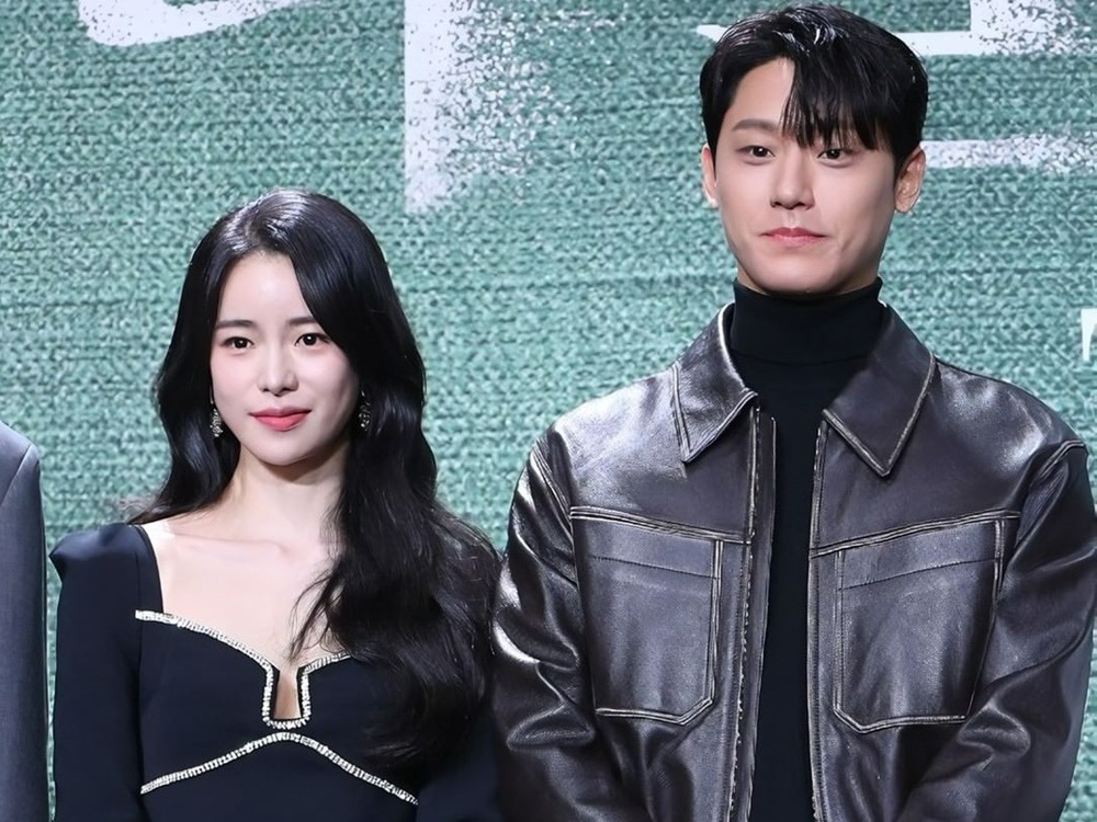 Terjebak Cinlok, Ini 5 Fakta Menarik di Balik Kabar Kencan Lee Do-hyun ...