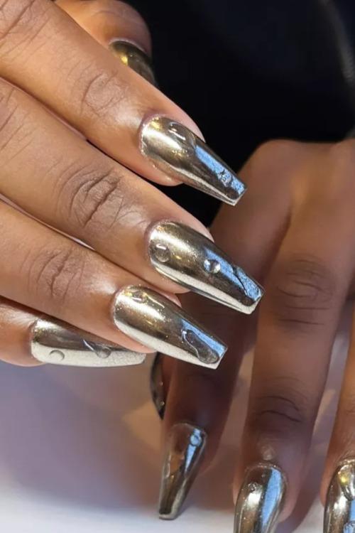 10 Inspirasi Coffin Nails yang Bikin Penampilan Jadi lebih Stand Out ...