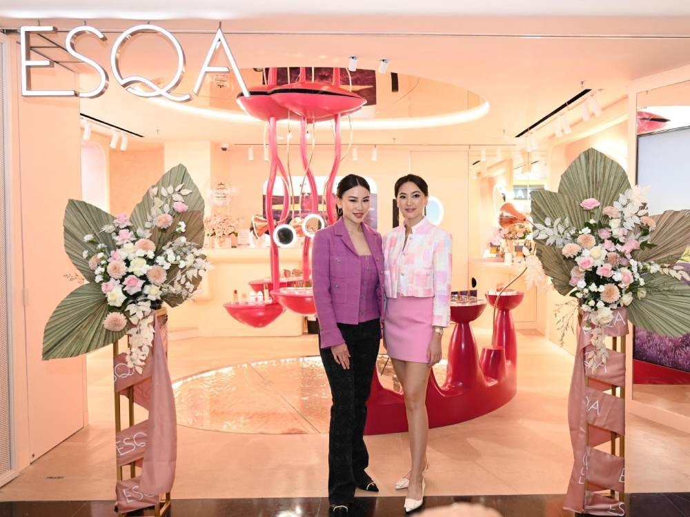 Bertema Futuristic Glam, ESQA Membuka Store Pertama di Pondok Indah ...