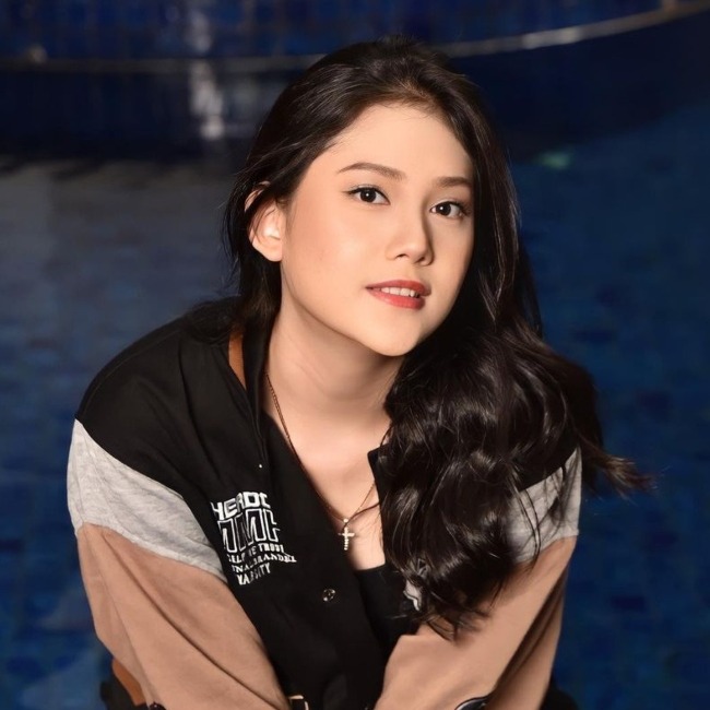 Pesona Kecantikan Chika JKT48 yang Umumkan Lulus sebagai Anggota JKT48 Generasi 7 - Beauty Journal